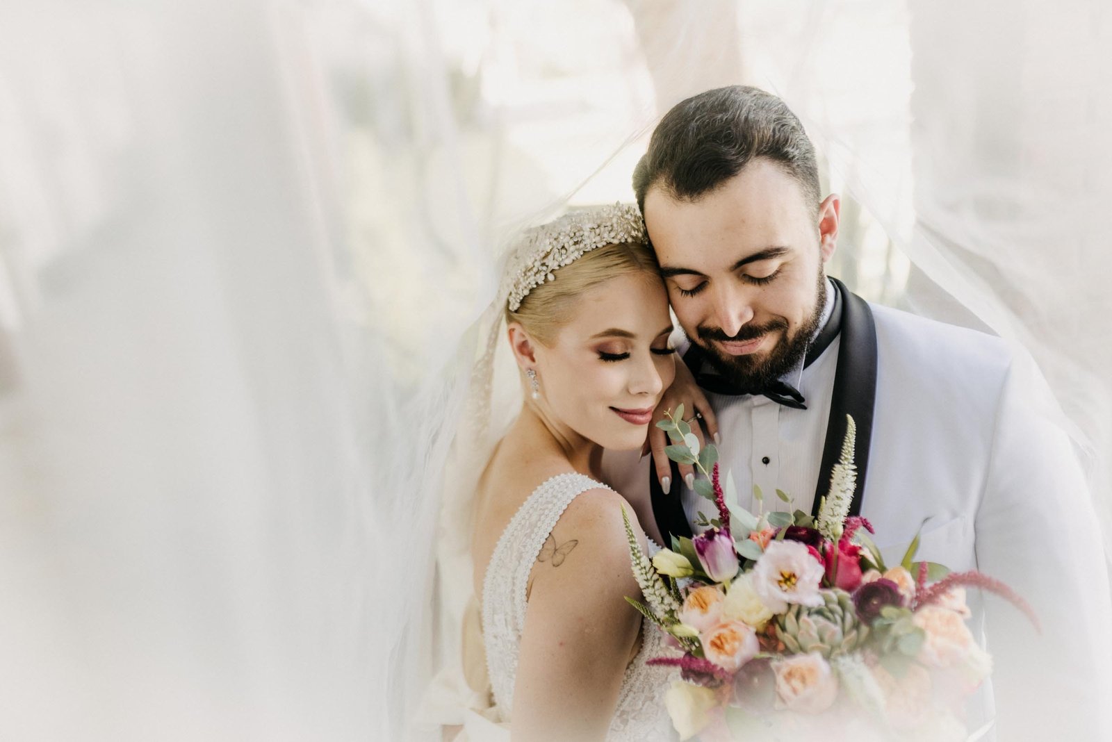Cassandra & Sebastian | Arte Visual MF